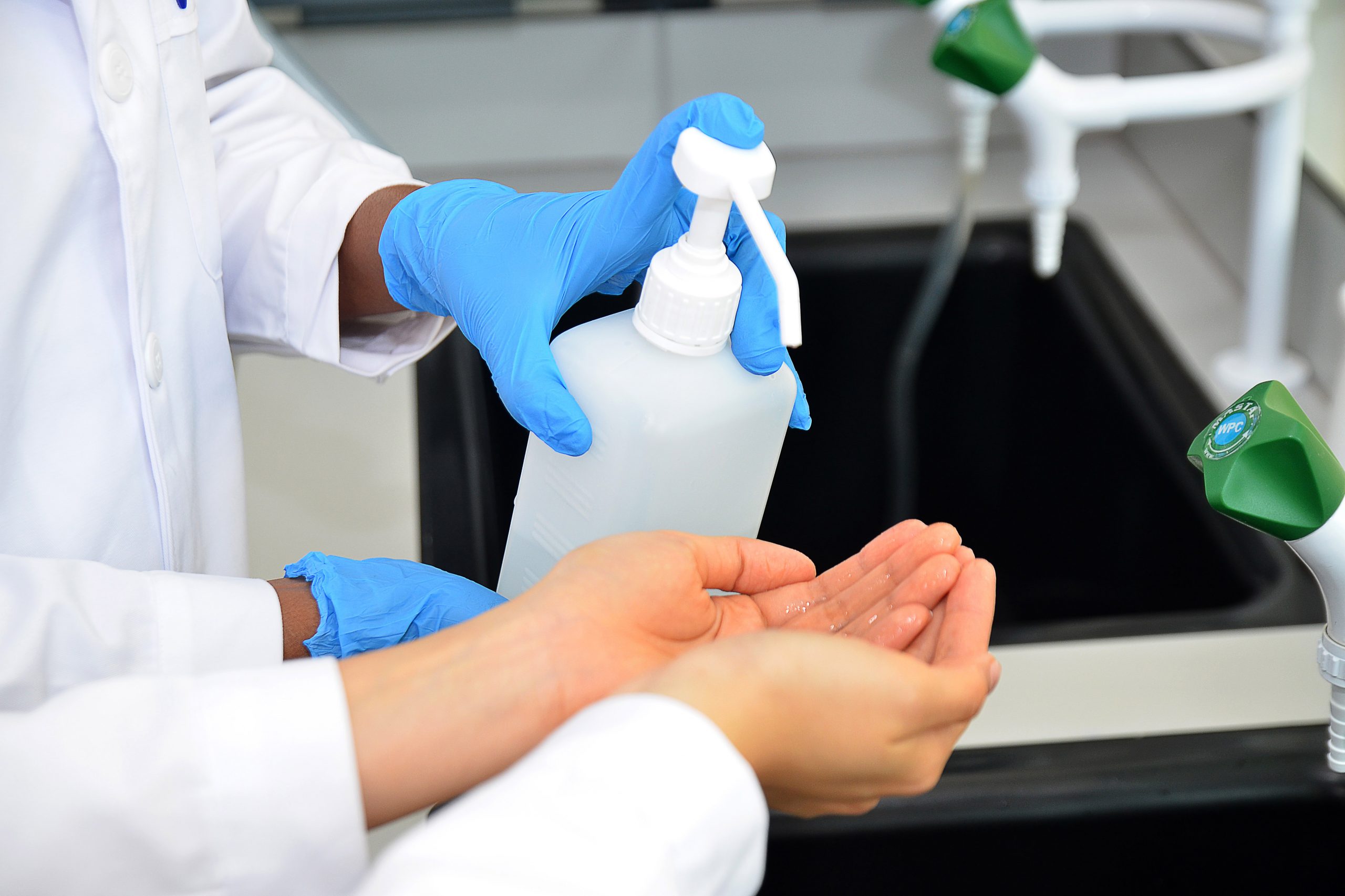 TECOLAB | Laboratory Specialized in Disinfectant Efficacy Testing